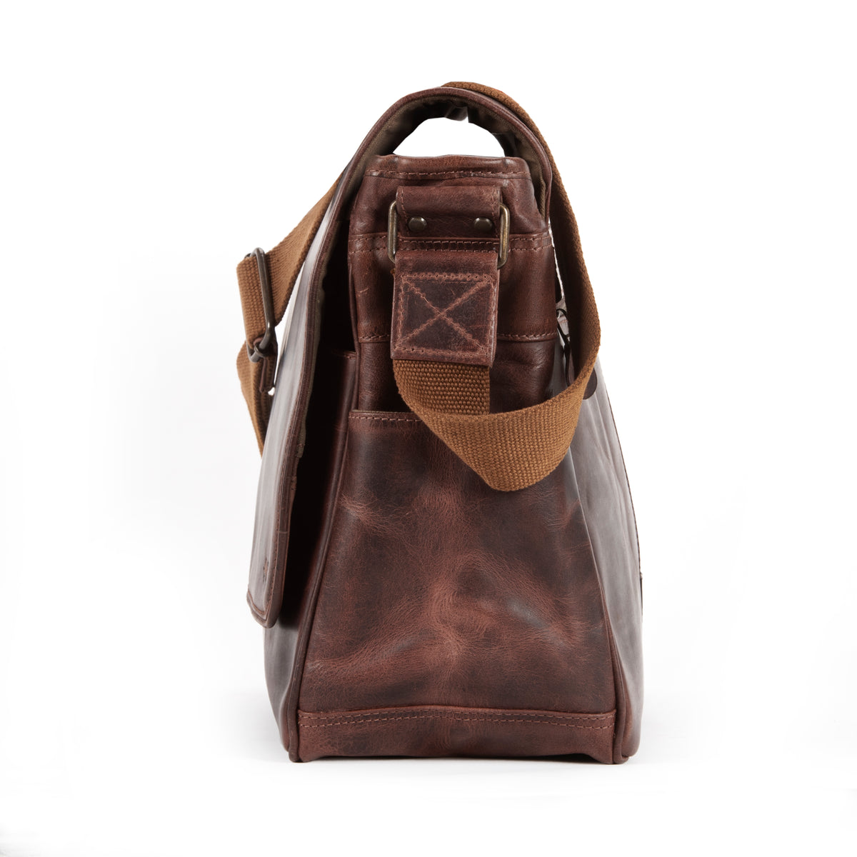 Men's Leather Messenger Bag for a laptop | Pine Buffalo Men's Leather Messenger Bag for a laptop | Pine Buffalo